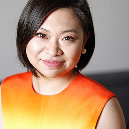 Grace, 46, Supply-Chain-Managerin